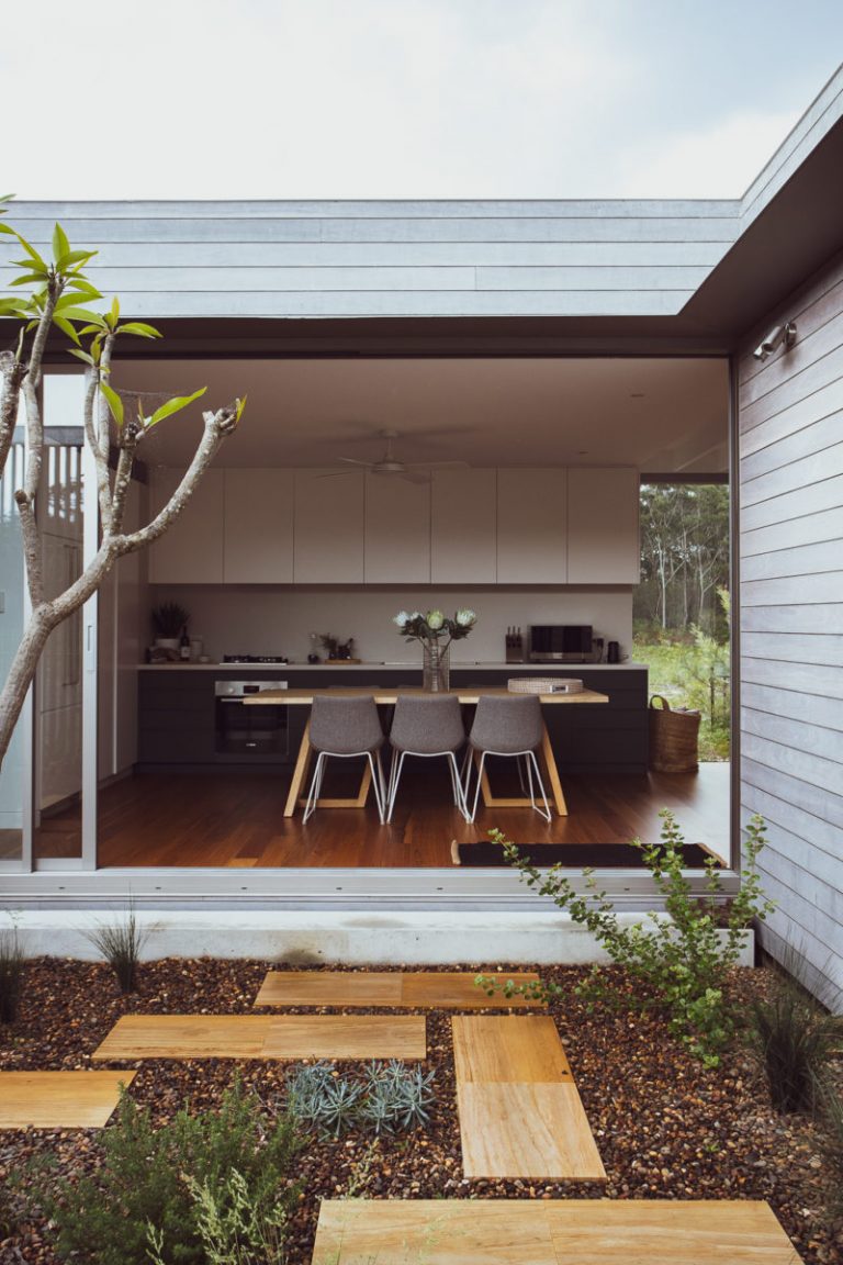 Courtyard House By FABPREFAB Is An Off-Grid Hideaway Just Hours From ...